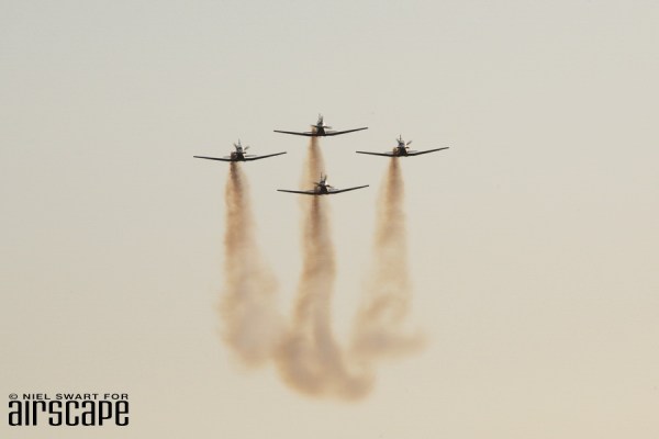 saaf_silver_falcons_pilatus-pc-7_mk_ii_astra-sunset – airscape Magazine
