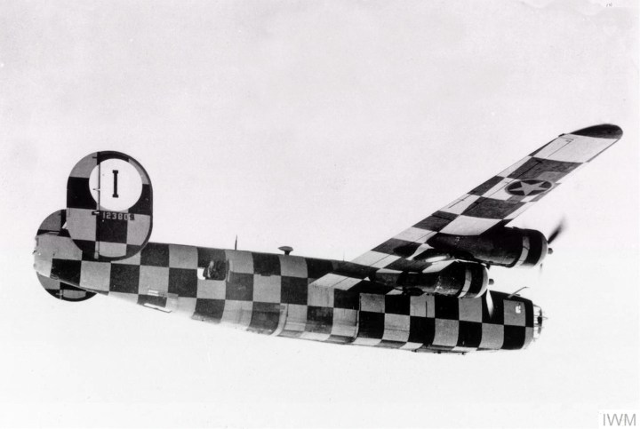 Raising the colours – airscape Magazine